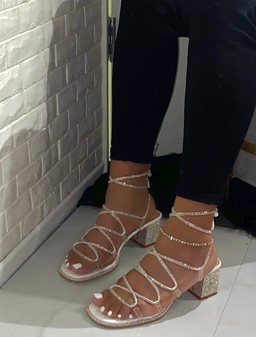 Shylah Mini Heel - White (Wide Friendly) – ShopShoeHaul